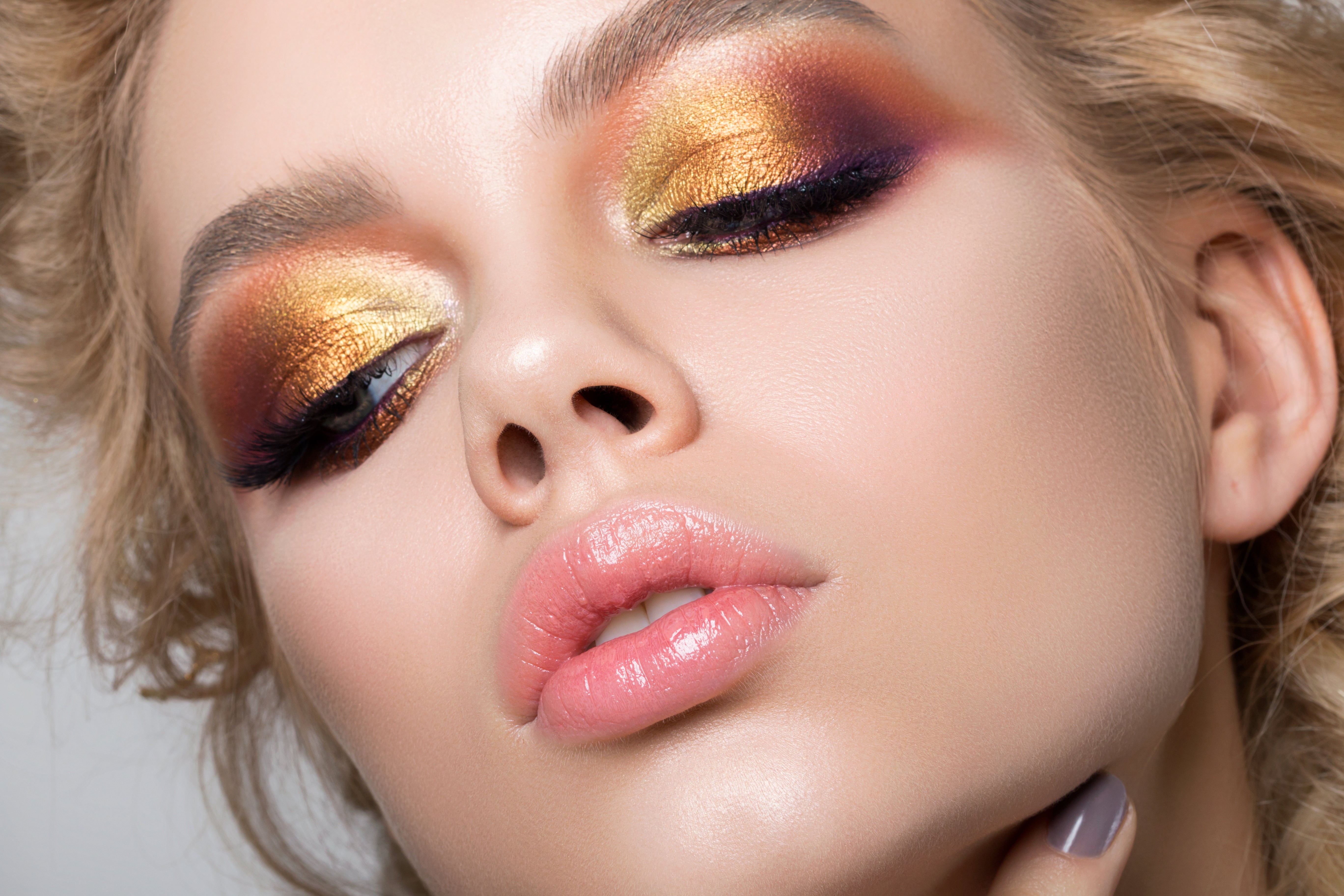On Trend: Makeup Trends of 2019 – Mellow Cosmetics